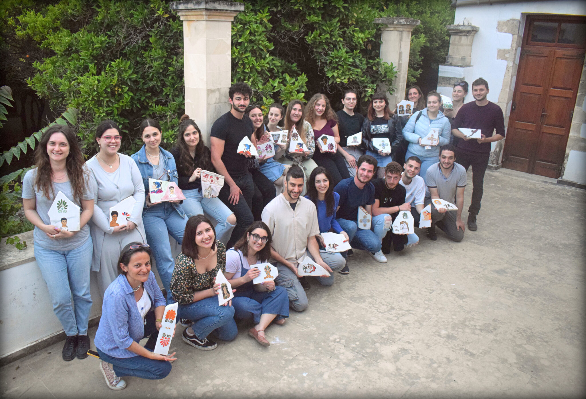 Learning to paint like the Ancient Greeks – Department of History and ...