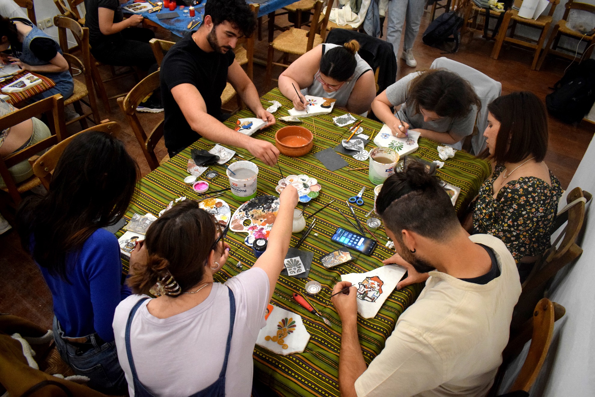 Learning to paint like the Ancient Greeks – Department of History and ...